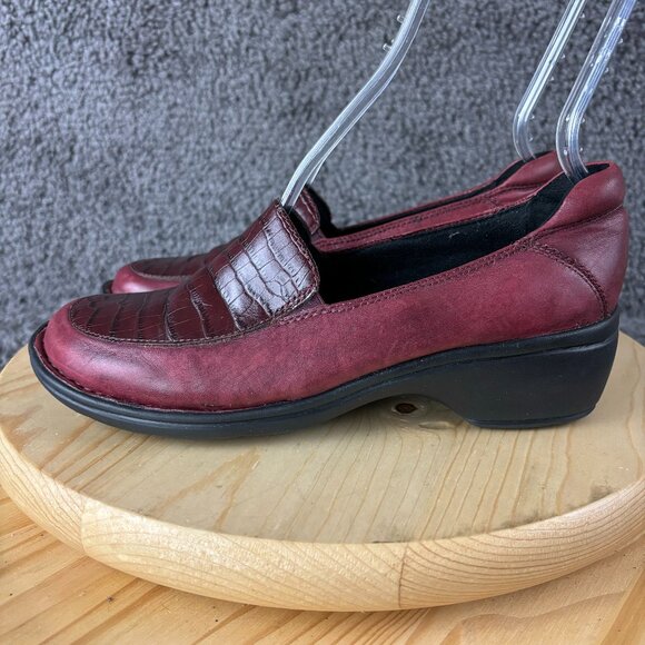 Clarks | Shoes | Clarks Azlyn Wish Leather Loafer Womens 85 Burgundy ...